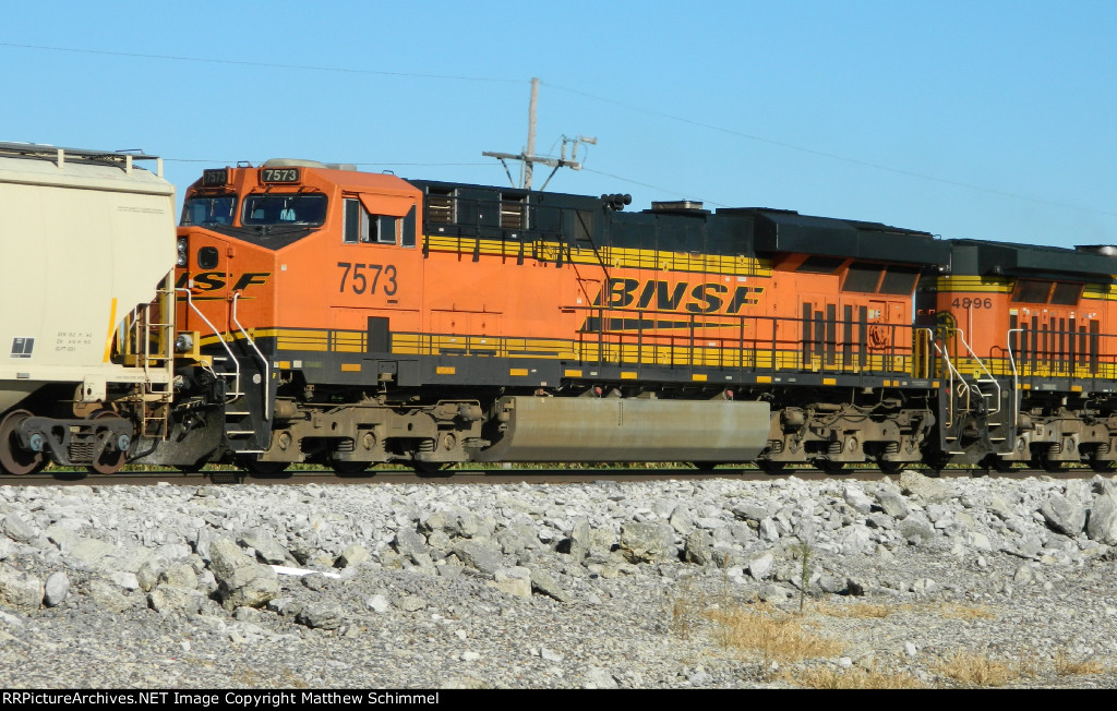 BNSF 7573